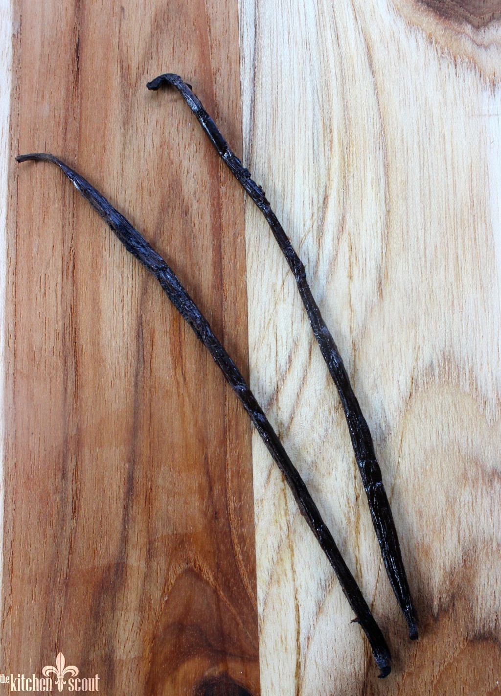 Homemade Vanilla Extract | The Kitchen Scout